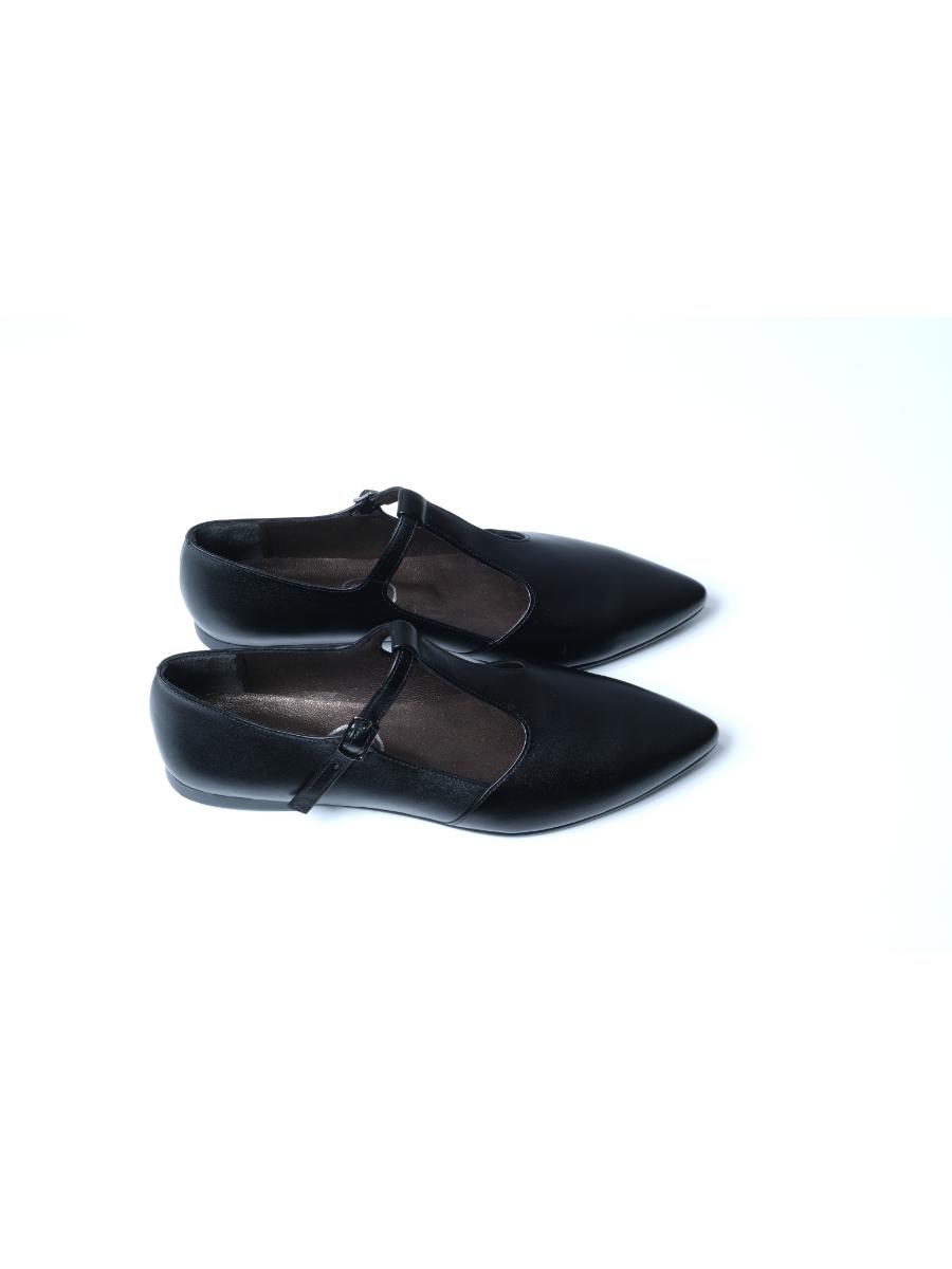 Zoom Expand image caption M Makiela Black Modena Flat Shoes | Porterist